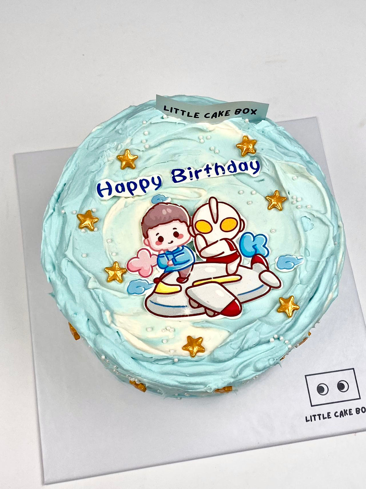 Ultraman in a Plane Cake | Little Cake Box