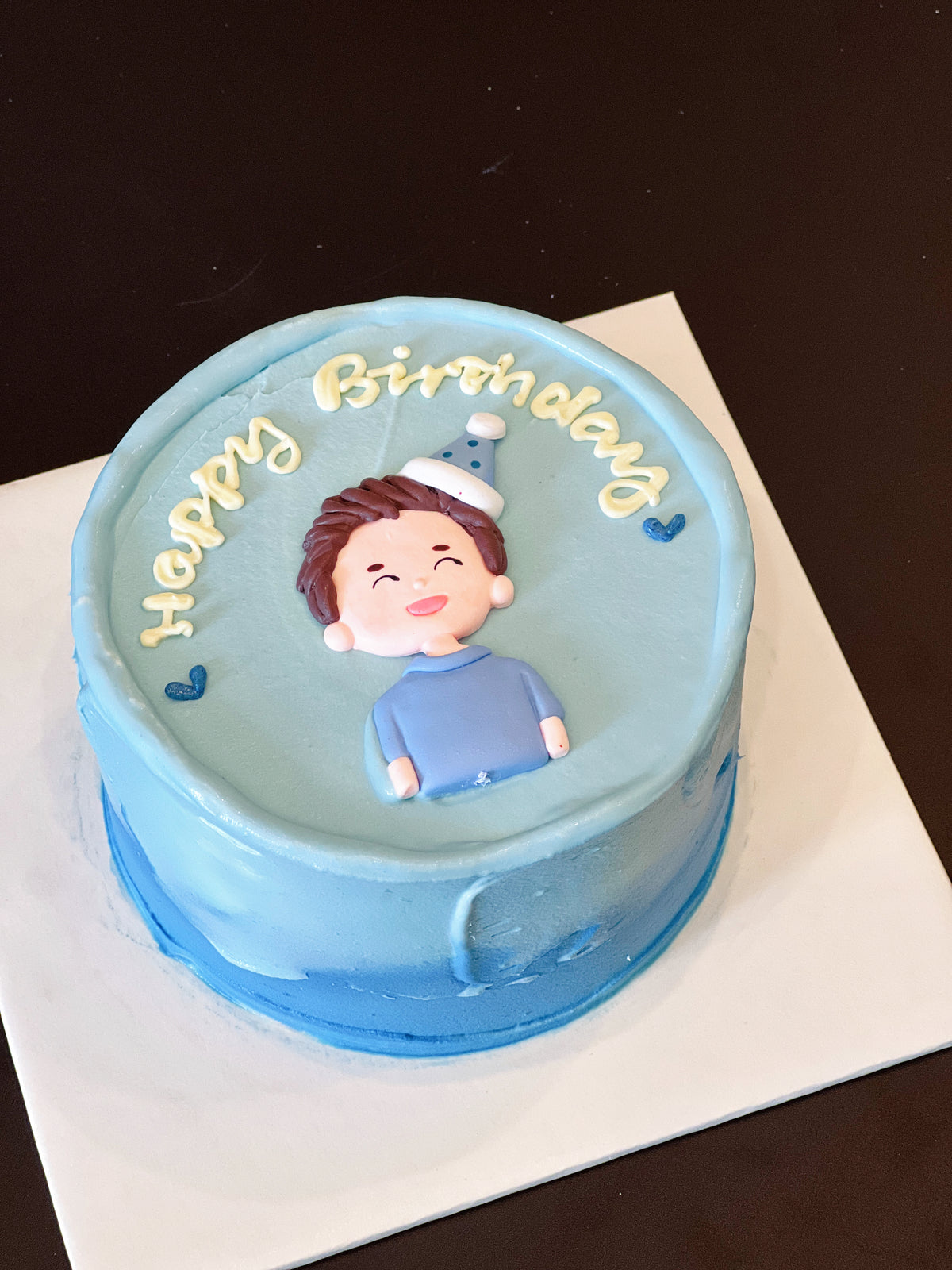 Blue Birthday cake for boys - Free cake delivery Sydney | Little Cake Box